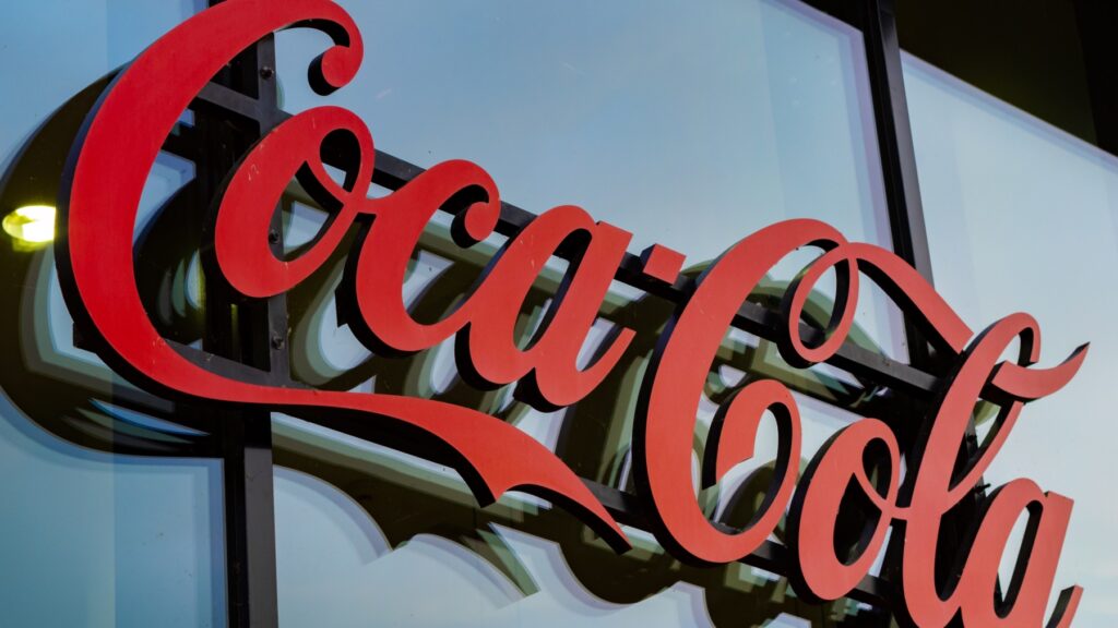 Nuevas oportunidades laborales de Coca-Cola en España: estos son los puestos que necesita cubrir